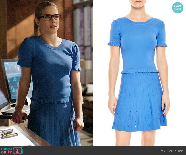 WornOnTV: Felicity’s blue ruffled trim top and pleated skirt on Arrow ...