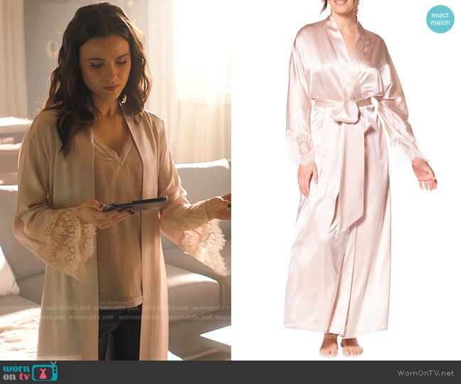 WornOnTV: Abigael’s lace trim robe on Charmed | Poppy Drayton | Clothes ...
