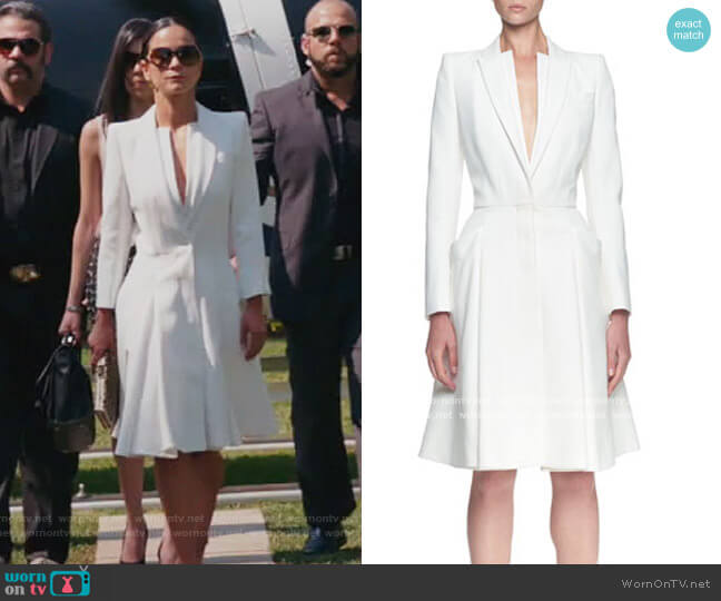 WornOnTV: Teressa’s white coat dress on Queen of the South | Alice ...
