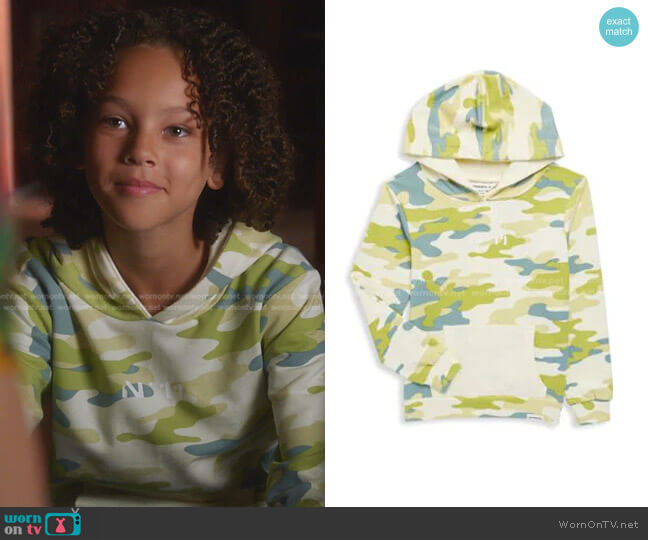 WornOnTV: Denny’s camo hoodie on 9-1-1 | Clothes and Wardrobe from TV