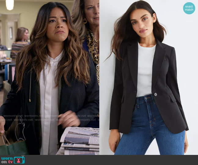 WornOnTV: Nell’s black blazer with green hoodie on Not Dead Yet | Gina Rodriguez | Clothes and ...