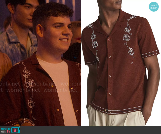 WornOnTV: Isaac’s brown rose embroidered shirt on Heartstopper | Tobie ...