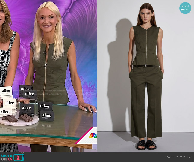 WornOnTV: Zanna Roberts Rassi’s green zip front top and pants on Today ...