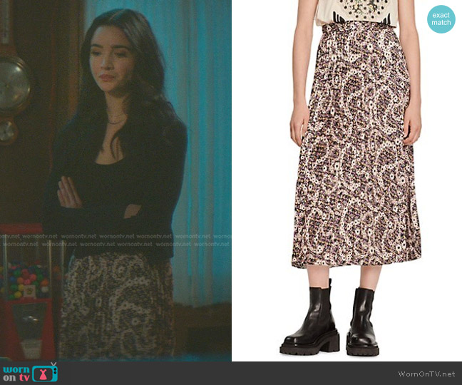 WornOnTV: Bess’s paisley print skirt on Nancy Drew | Maddison Jaizani ...