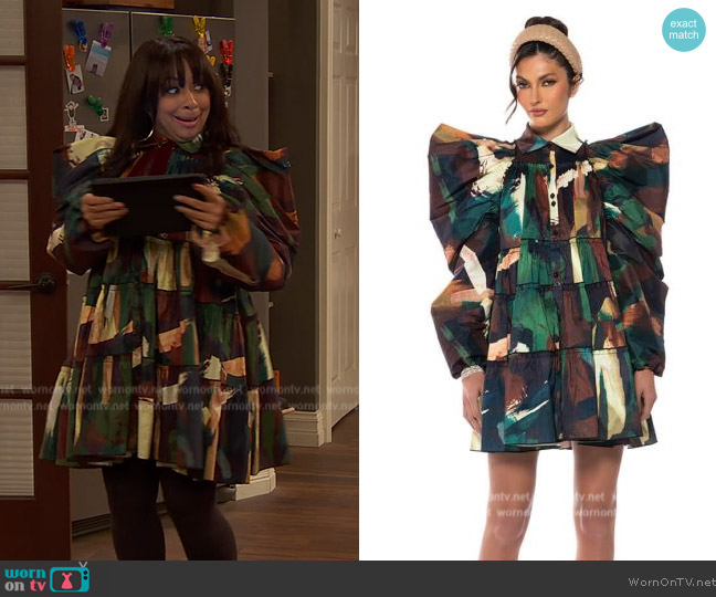 WornOnTV: Raven’s abstract print ruffled mini dress on Ravens Home ...