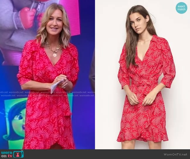 WornOnTV: Lara’s red printed wrap dress on Good Morning America | Lara ...
