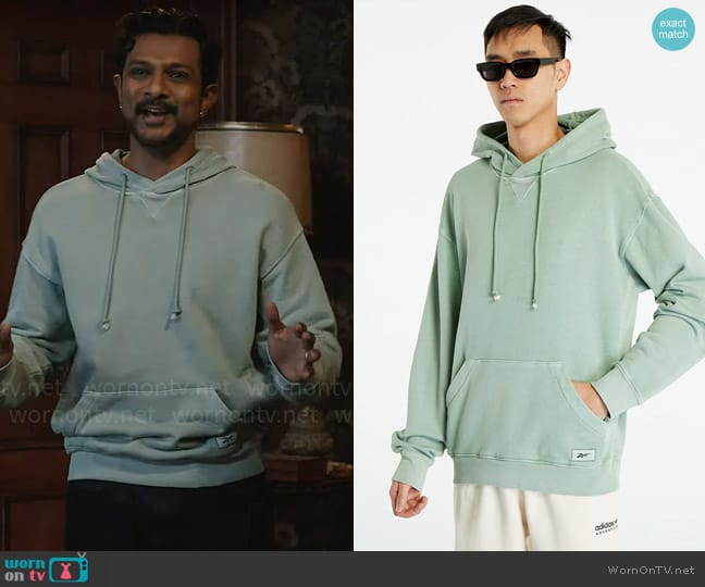 WornOnTV: Jay’s green hoodie on Ghosts | Utkarsh Ambudkar | Clothes and ...