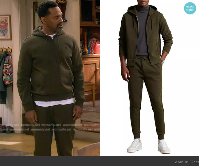 WornOnTV: Bennie’s green hoodie and sweatpants on The Upshaws | Mike ...