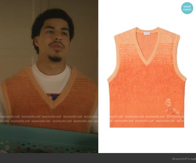 WornOnTV: Andre’s orange knit vest on Grown-ish | Clothes and Wardrobe ...