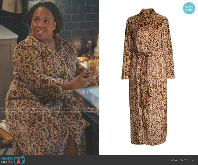 WornOnTV: Miranda’s beige leopard fleece robe on Greys Anatomy ...