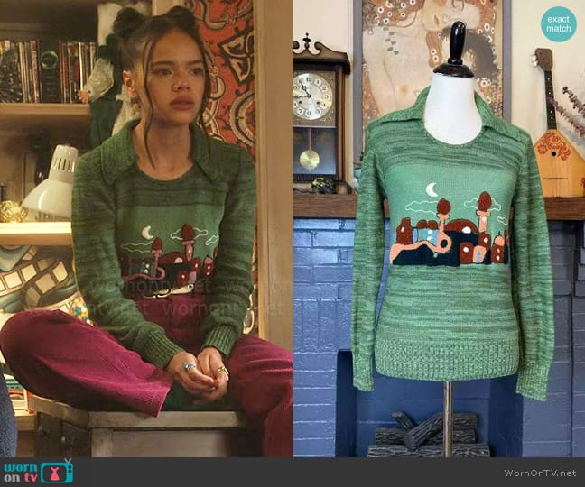 WornOnTV: Mouse’s green graphic sweater on Pretty Little Liars Original ...