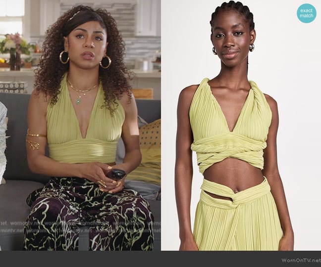 WornOnTV: Patience’s green cropped top and printed pants on All ...