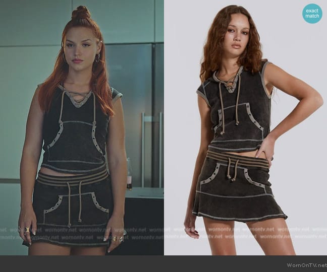 WornOnTV: Chloe’s gray lace-up detail top and skirt on Elite | Mirela ...