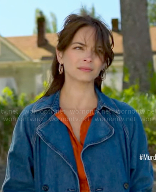 Murder in a Small Town 1x01 "The Suspect" Outfits & Fashion | WornOnTV