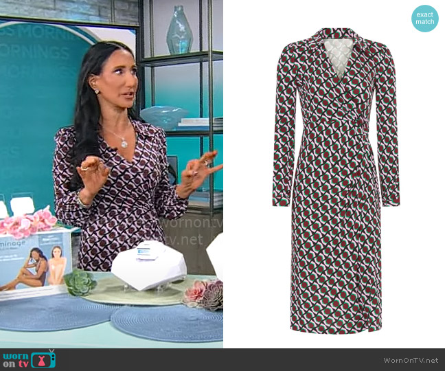 WornOnTV: Elizabeth Werner’s geometric print wrap dress on CBS Mornings ...