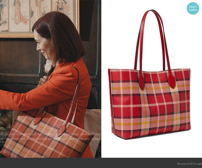 WornOnTV: Elsbeth’s red plaid tote bag on Elsbeth | Carrie Preston ...