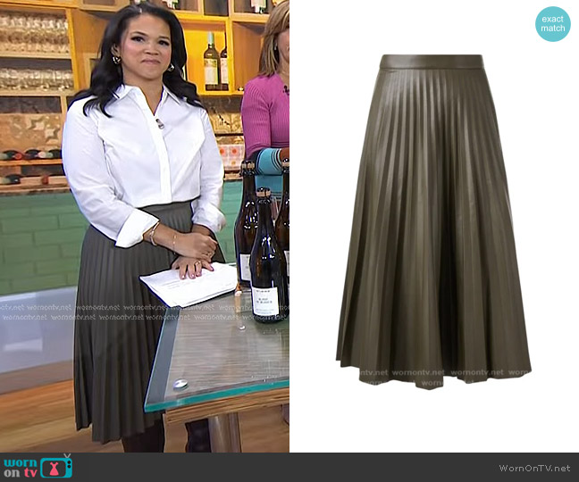 WornOnTV: Laura’s army green pleated skirt on Today | Laura Jarrett ...