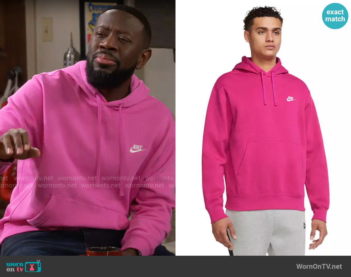 WornOnTV: Malcolm’s pink Nike hoodie on The Neighborhood | Sheaun ...