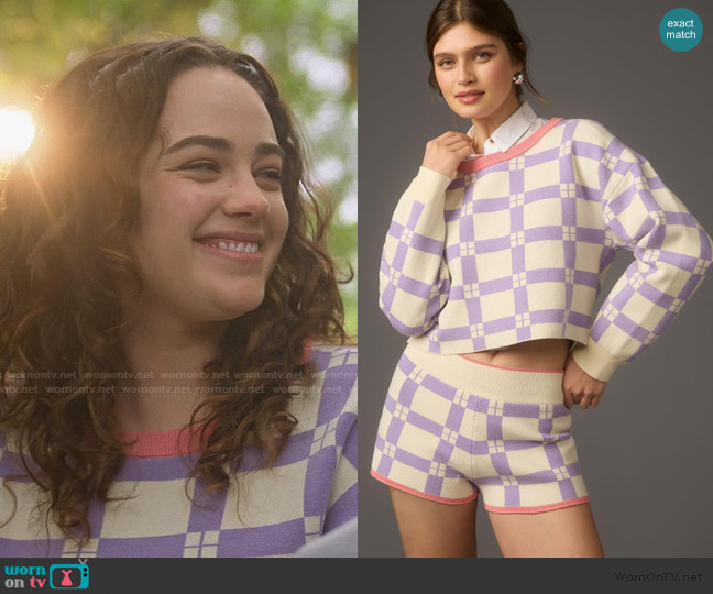 WornOnTV: Samantha’s printed sweatshirt on Cobra Kai | Mary Mouser | Clothes and Wardrobe from TV