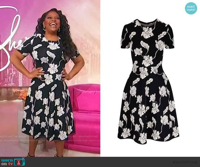 WornOnTV: Sherri’s black floral print fit and flare dress on Sherri ...