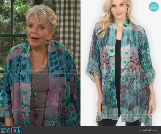WornOnTV: Julie’s mixed floral print kimono jacket on Days of our Lives ...