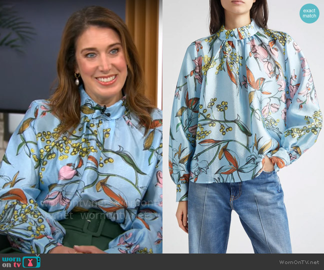 WornOnTV: Sarah Gelman’s blue floral blouse and green trousers on CBS ...