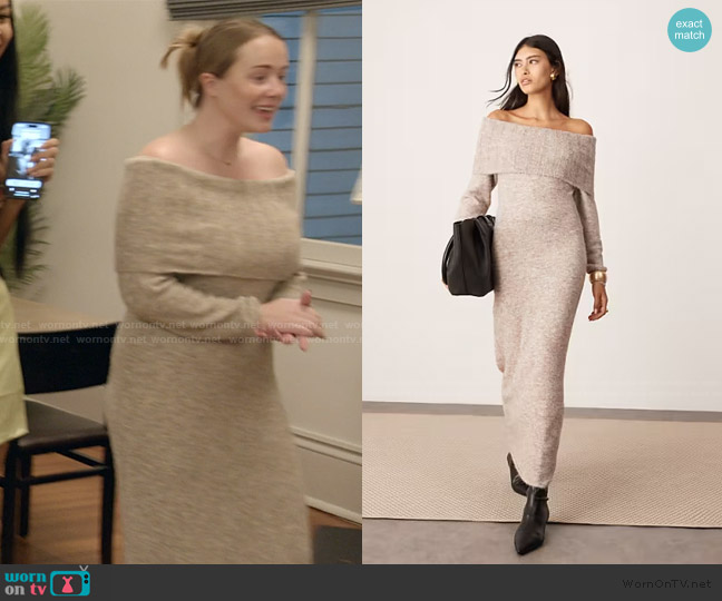 WornOnTV: Whitney’s off shoulder knit dress on The Secret Lives of ...