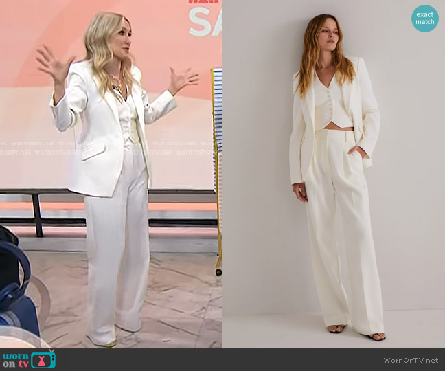 WornOnTV: Chassie’s white vest, blazer and pants on Today | Chassie ...