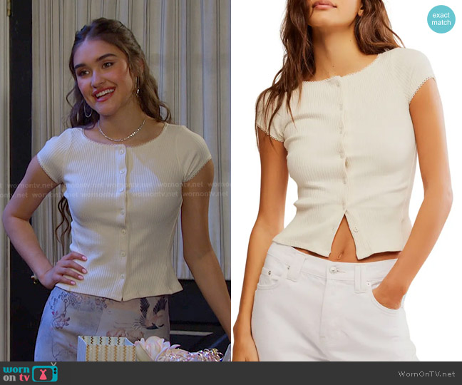 WornOnTV: Ari’s white ribbed scalloped trim top on Days of our Lives ...